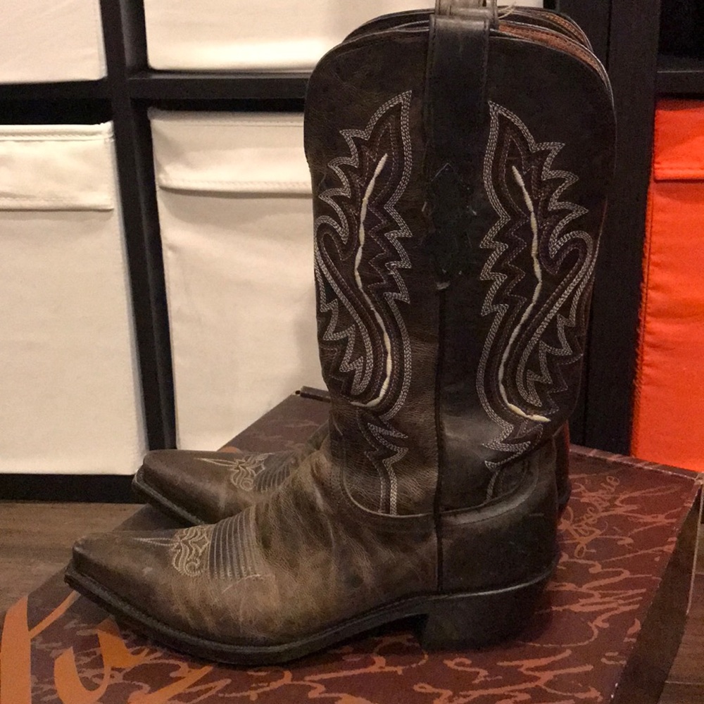 Lucchese Cowboy Boots. Chocolate Brown - Gem
